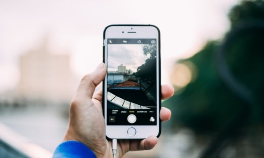 New iPhone Captions For Instagram (Funny & Short Quotes)